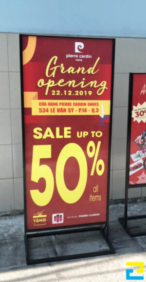 Nhận In Standee Khai Trương Mẫu Đẹp Lấy Nhanh Sắc Nét